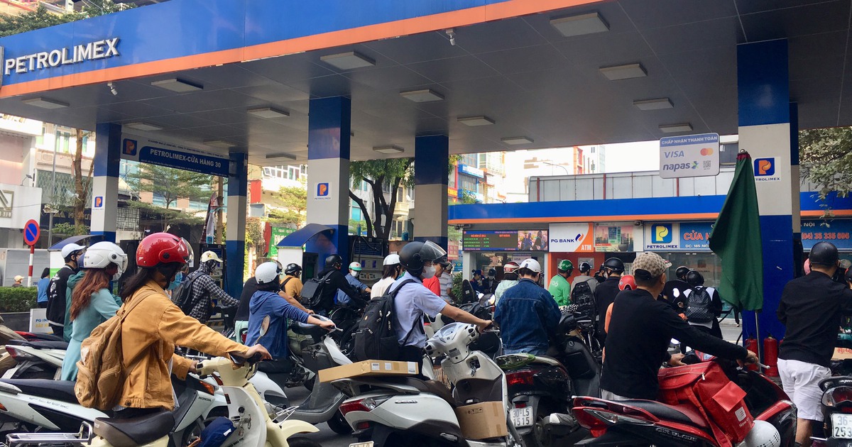 Nóng: Bộ Công thương chỉ đạo kiểm tra cây xăng báo 'hết xăng', 'ngừng ...
