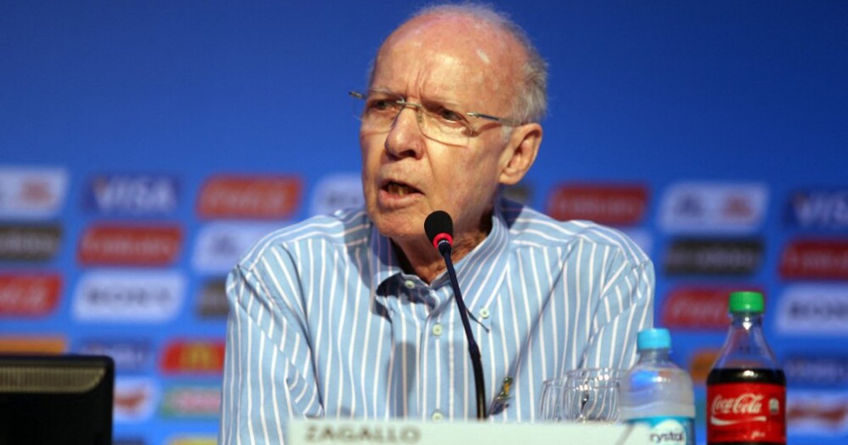 'Sói già' Mario Zagallo tạm qua cơn nguy kịch