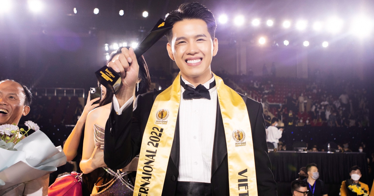 Người mẫu Minh Kha nói gì khi giành Á quân 2 'The Next Gentleman'?