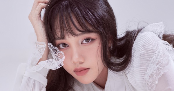 Nữ sinh 'con nhà người ta' xinh đẹp, học giỏi, hát hay, đa tài…