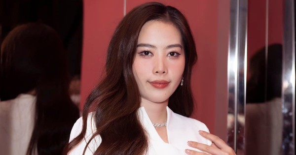 Nam Em nói gì khi bị chê hát không rõ lời?