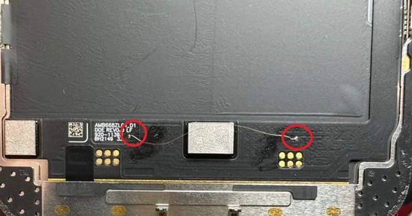 Thợ sửa 'mách nước' cứu màn hình iPhone 13 Pro Max