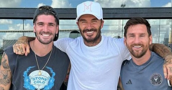 De Paul bất ngờ đến Inter Miami thăm Messi, xem David Beckham chăm sóc ...