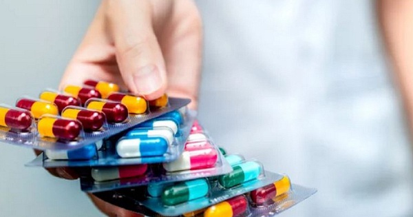 Những loại thuốc nào phải có trong tủ thuốc gia đình?