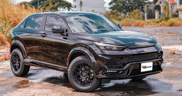 Honda HR-V độ phong cách siêu xe Lamborghini Urus tại Việt Nam