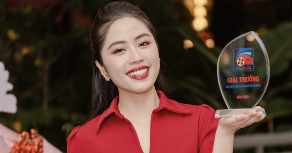 BTV Lan Nhi: Tôi vinh dự khi đồng hành cùng 'Gương mặt Việt Nam'