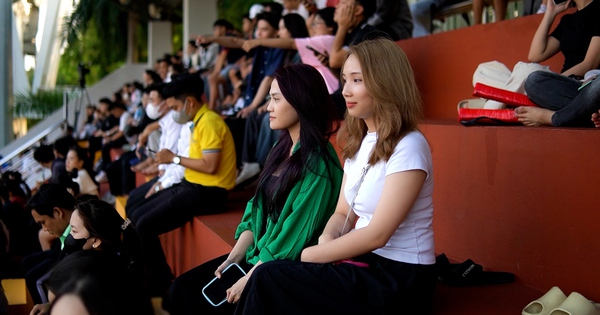 Nữ CĐv Xinh đẹp Của Đh Văn Lang Ra Trường Rồi Vẫn Không Bỏ Trận Nào