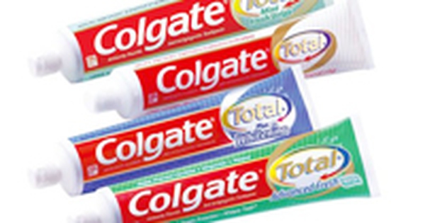 Ra mắt kem đánh răng Colgate Total