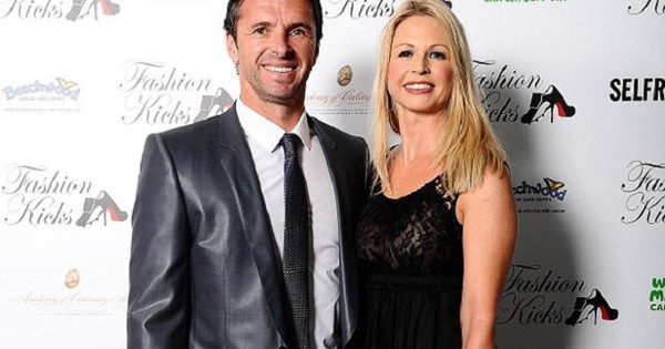 Louise Speed "bật mí" về cái chết của HLV trưởng xứ Wales