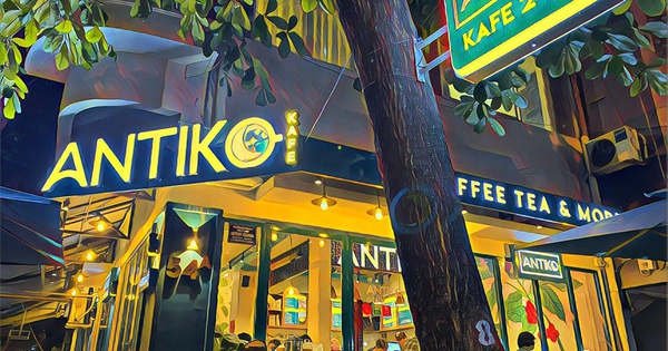 Antiko Kafe - lấp lánh đêm Sài Gòn