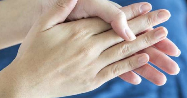 Những bí mật về mồ hôi tay ra nhiều mà bạn chưa biết