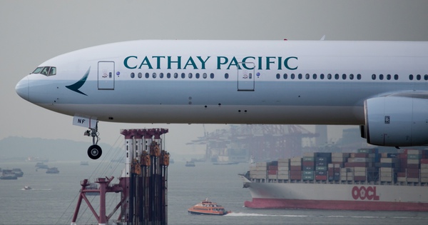 Cathay Pacific bị phạt 500.000 bảng vì rò rỉ dữ liệu