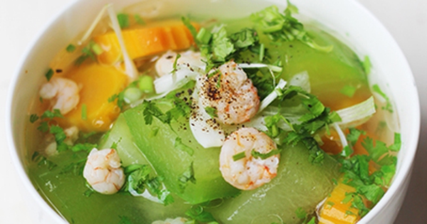 Canh bí nấu tôm ngọt lịm mát ruột