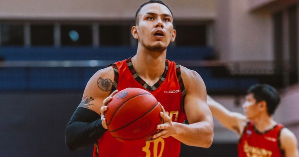 Bóng rổ: Tim Waale rực sáng giúp Saigon Heat thắng dễ Hanoi Buffaloes